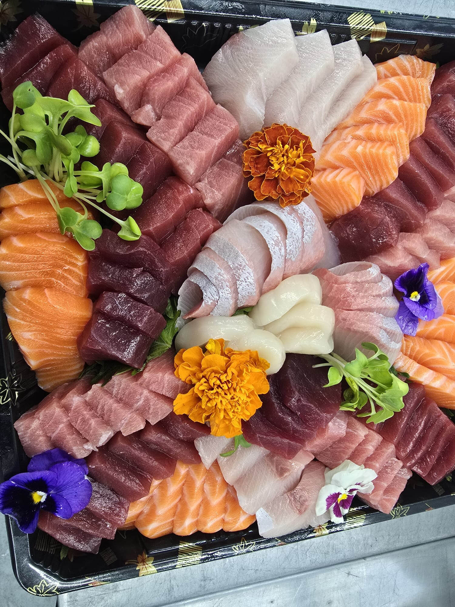 Assorted Sashimi Trays | Anna's seafood - Fish Market